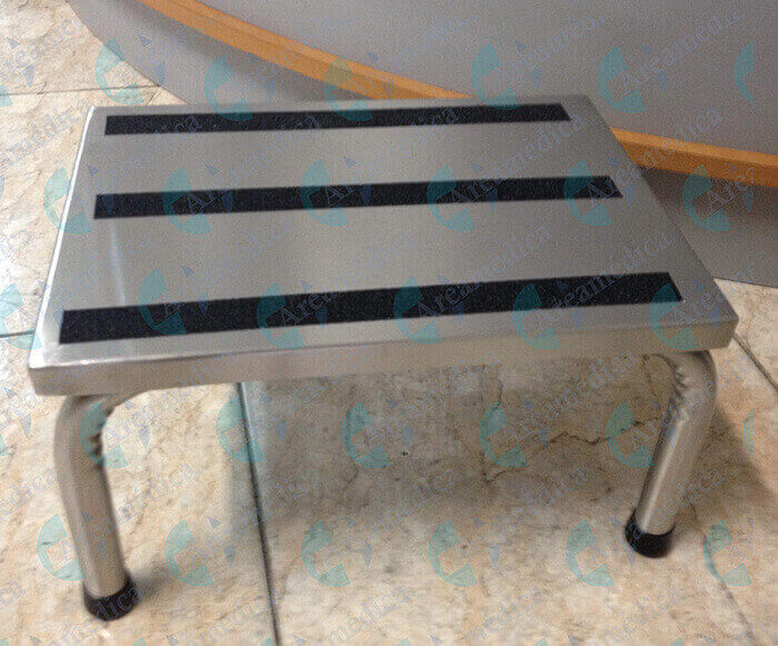 Escabel de un Paso en Acero Inoxidable